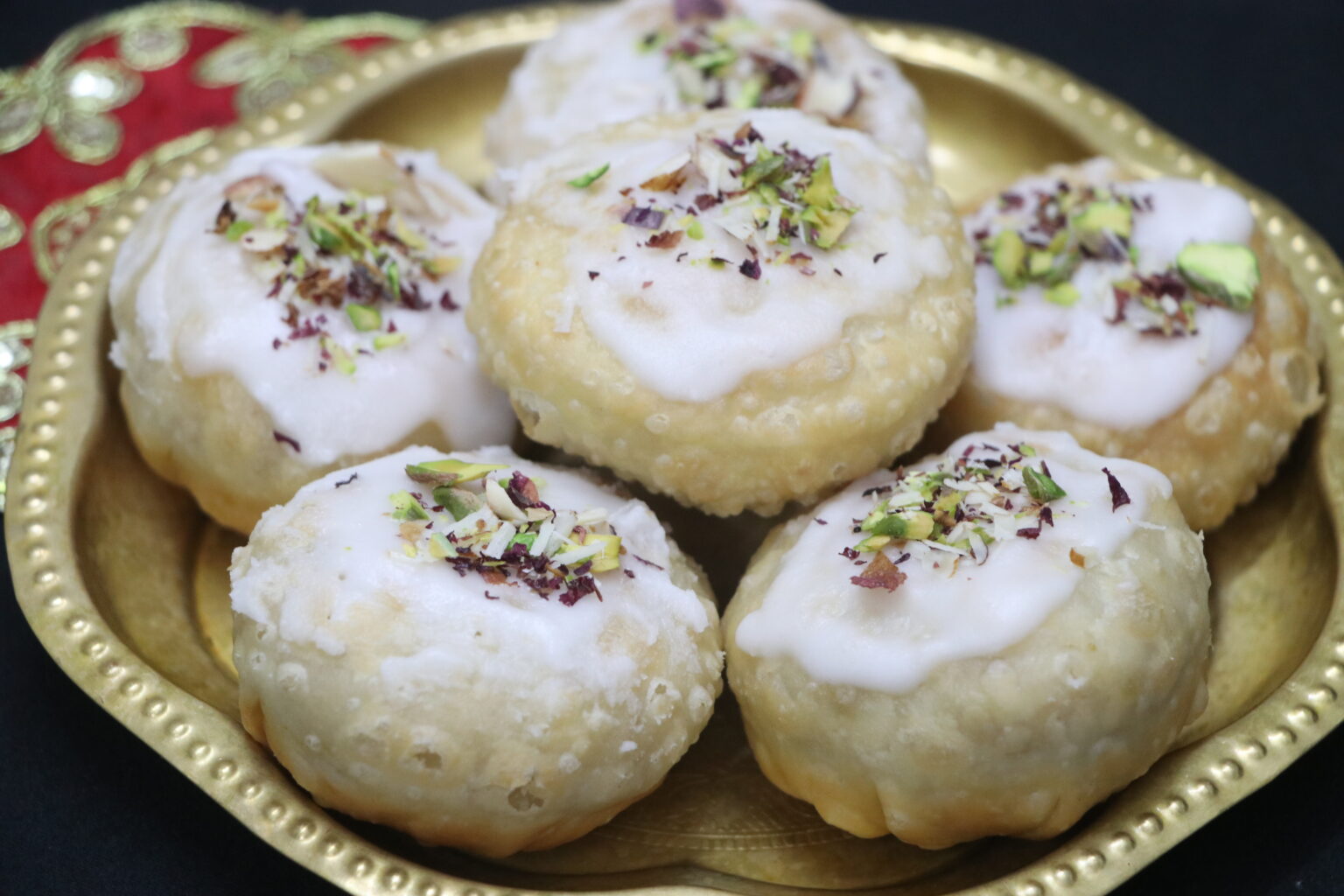 Surati Ghari Recipe | How to Make Traditional Gujarati Sweet at Home ...
